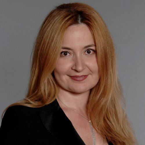 Alexandra Ares, Author at Revista Rinocerul